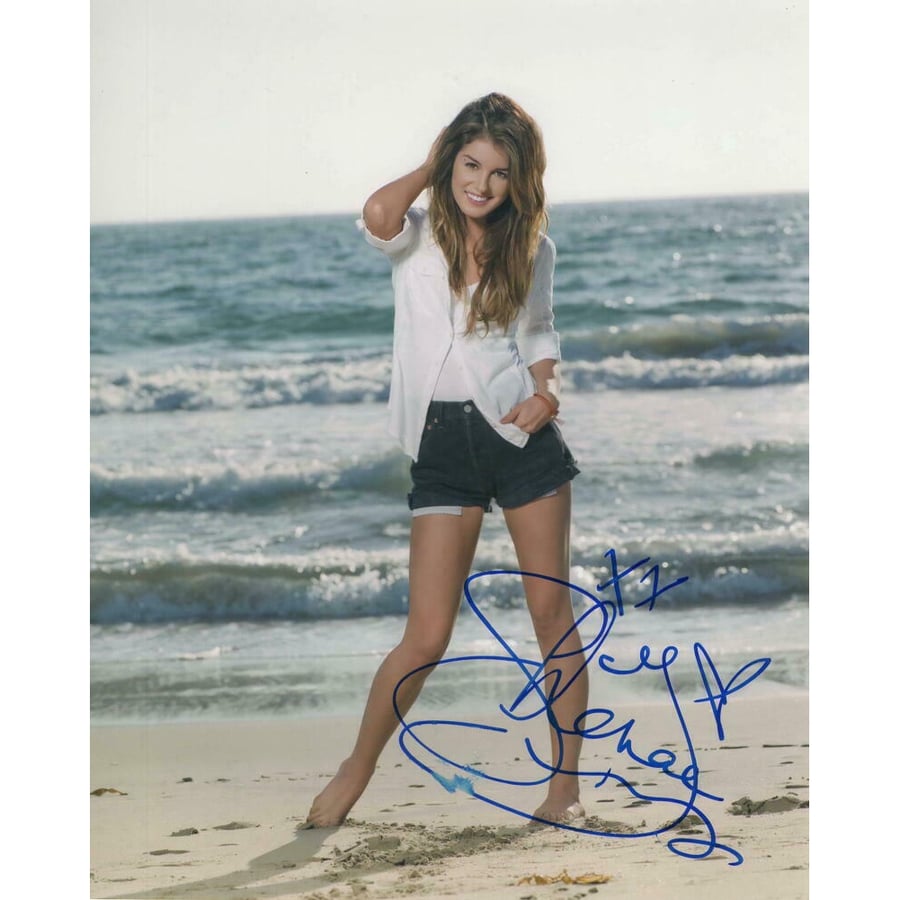 Luke Grimes And Shenae Grimes